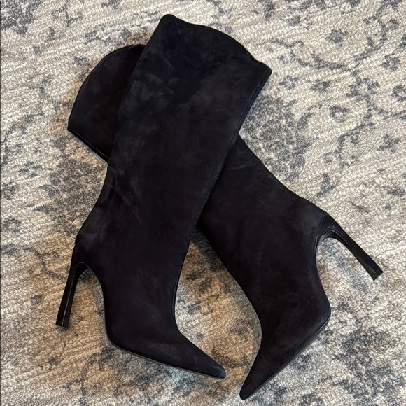 Maryana Sculpt Nubuck Boot